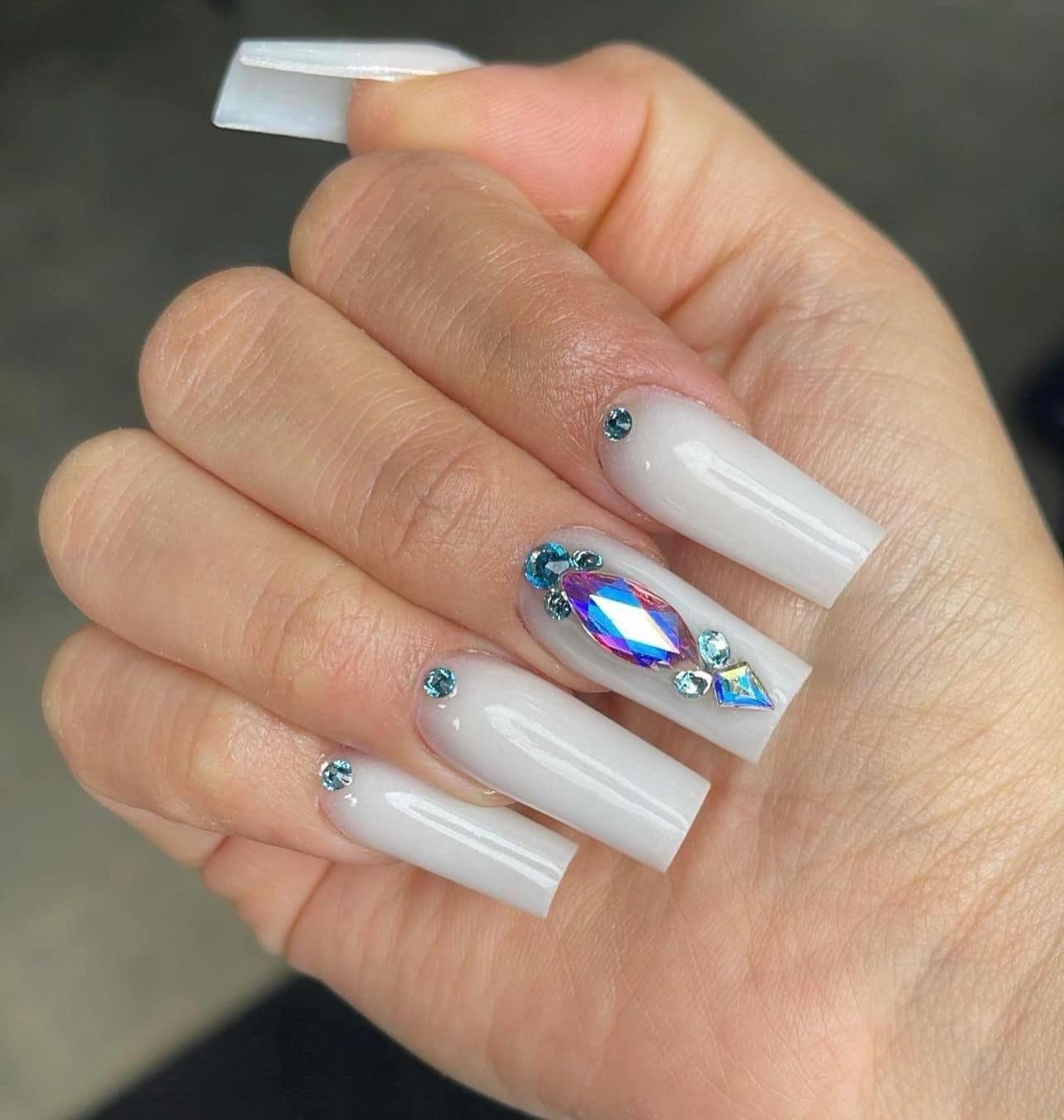 Lucy Nails